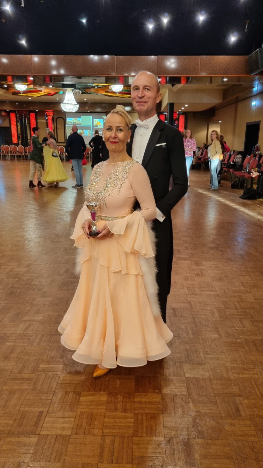 Titel erfolgreich verteidigt – Alexander und Laura Voges sind ...