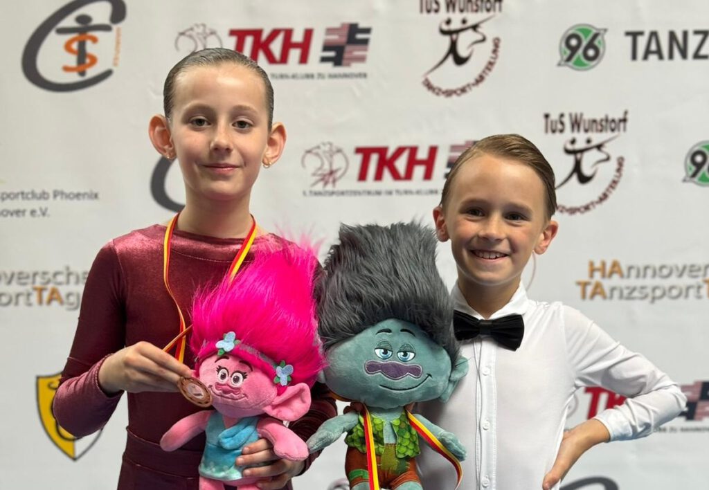 Vier Medaillen für Herforder Nachwuchstanzpaare – GRÜN-GOLD TTC Herford ...